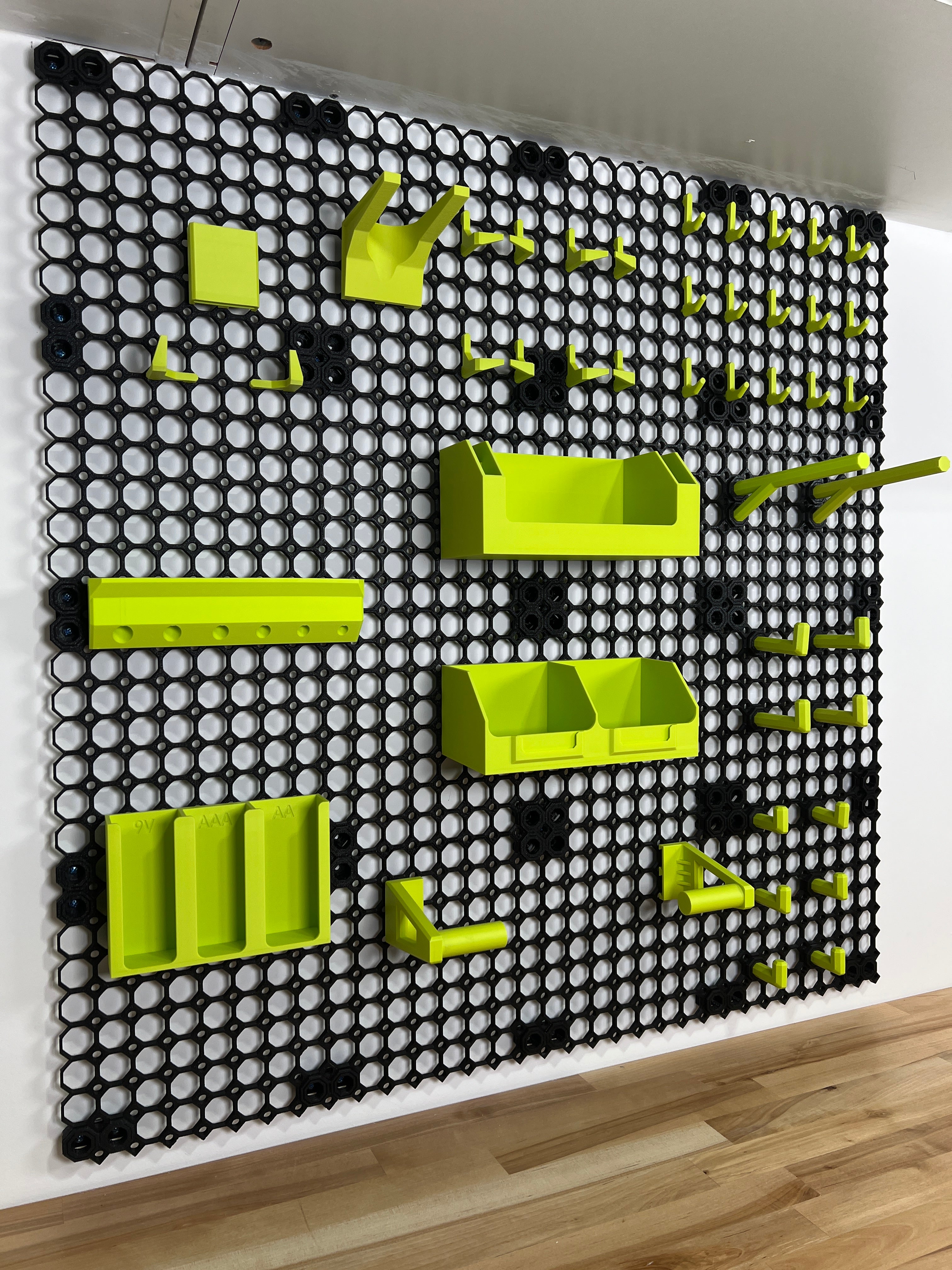 Multiboard Starter Kit - 16 Tile Modular Wall mounted Tool Organizatio ...